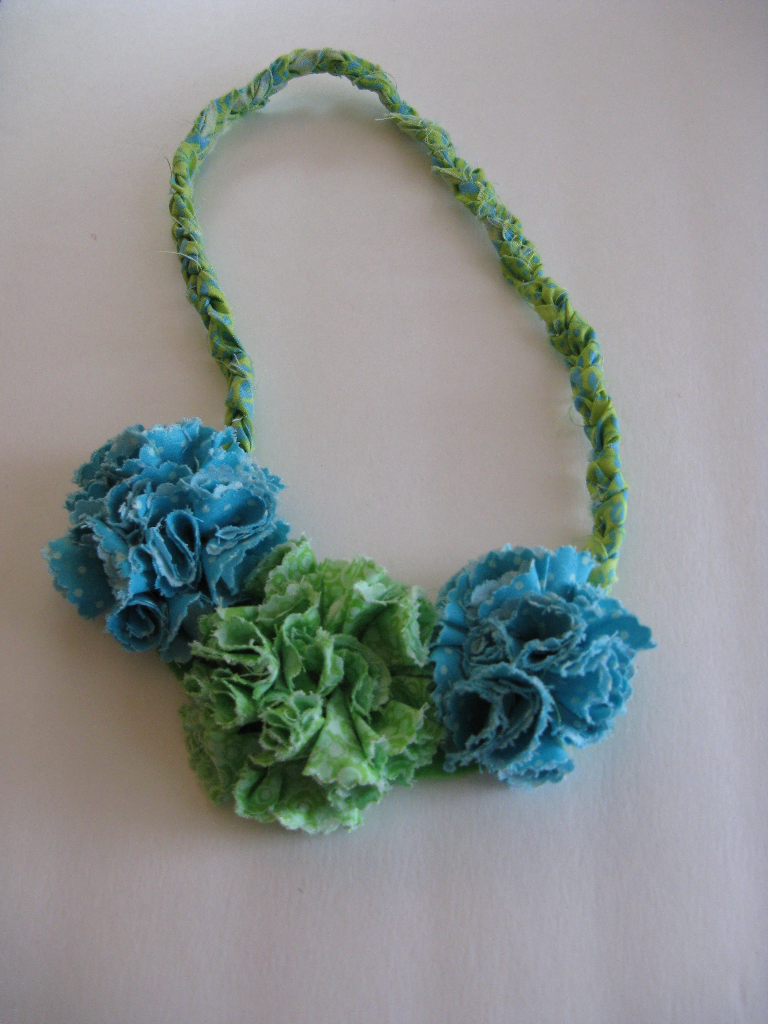 Green Blue Frilly Flowers Braided Necklace on Luulla